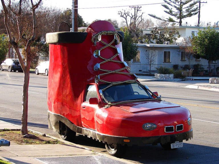 Strange & Unusual Trucks From All Over The World - Yeah! Motor
