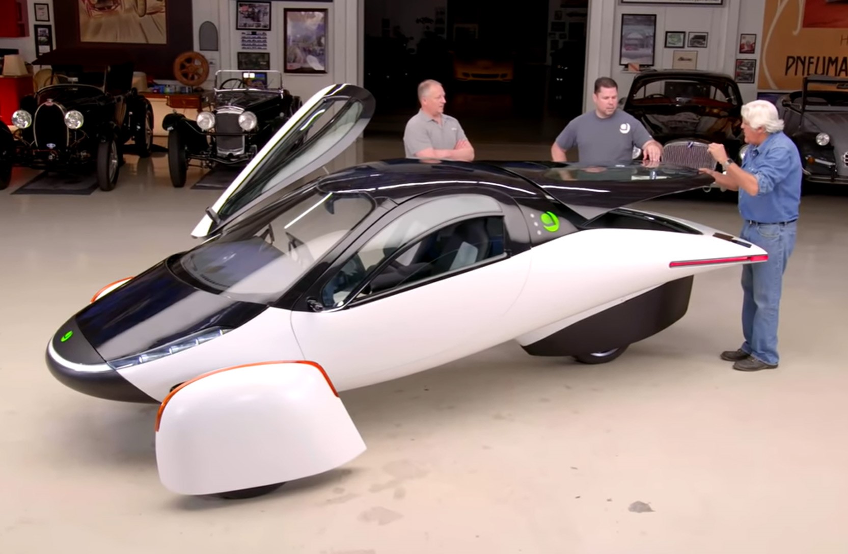 50 Top Cars In Jay Leno's Garage - Yeah! Motor
