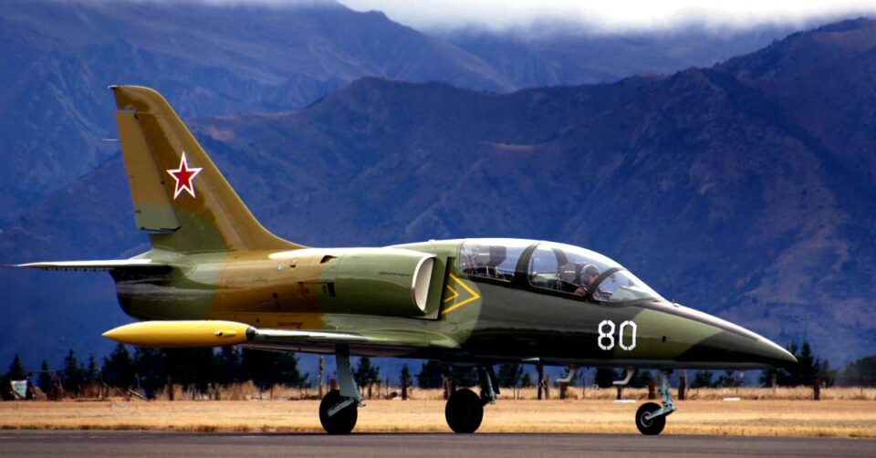 Military Aircraft For Sale | Retired Surplus Military Planes Civilians ...